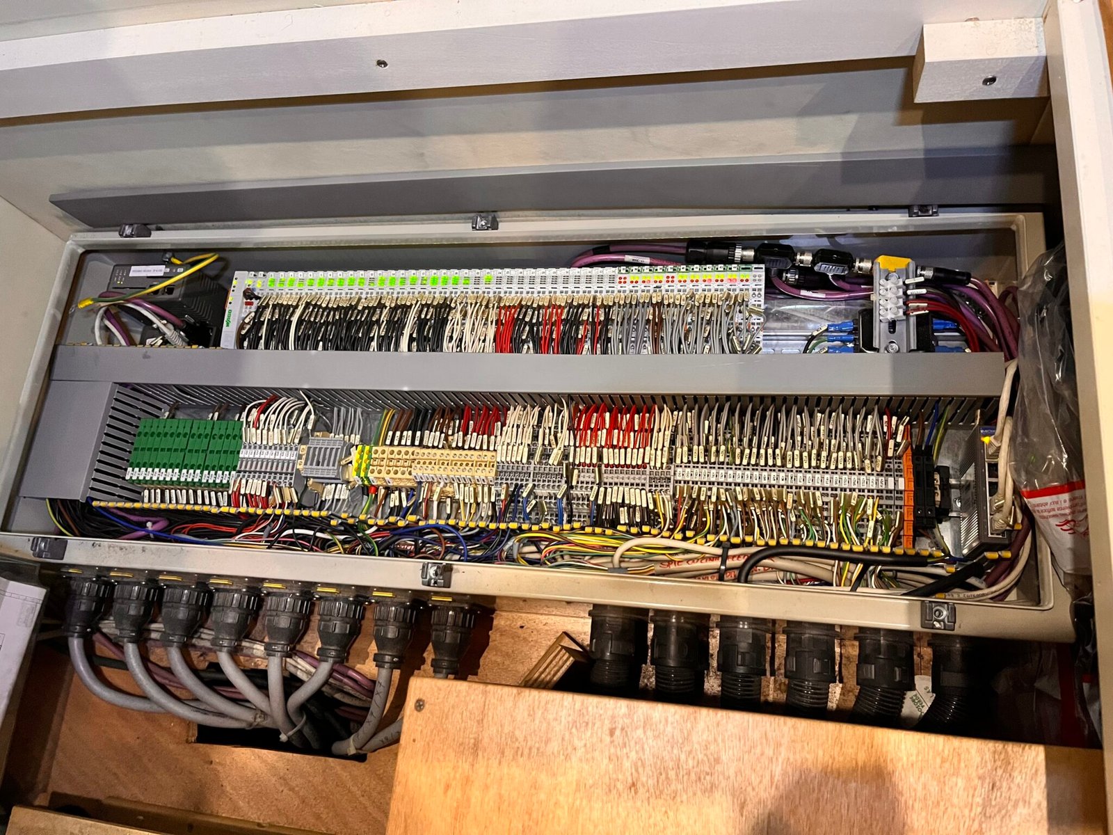 Calibración Experta de Sistemas Naviop: Optimizando la Electrónica ...